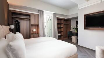 Quarto casal ou duplo executivo | Roupas de cama premium, edredons de pluma, frigobar, cofres nos quartos