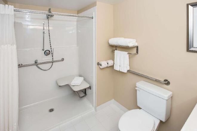 Banheiro | Chuveiro/banheira combinados, banheira de imersão