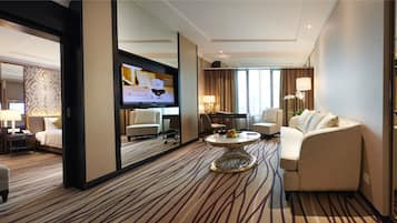 Suite Executiva | 1 quarto, cofre no quarto, secretária