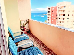 1 bedroom condo with balcony | Vista da varanda
