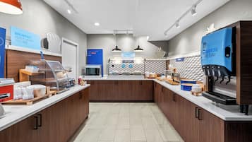 Café da manhã com buffet grátis