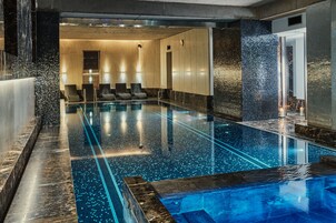 Piscina interior 