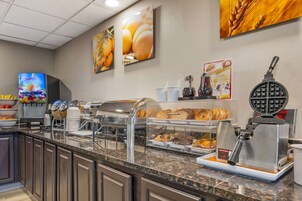 Café da manhã com buffet grátis todos os dias