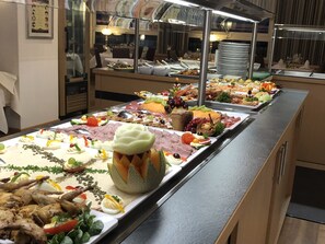 Comida e bebidas