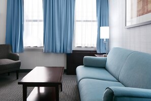 Suite (One Room) | Roupa de alta qualidade, secretária 