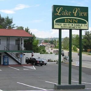 Lake View Inn in Lake George: Find Hotel Reviews, Rooms, and Prices on ...