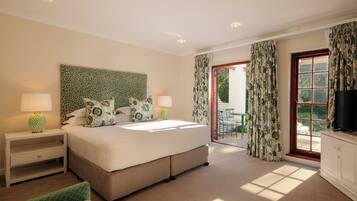 Suite | Roupa de alta qualidade, cofre no quarto, com decoração personalizada