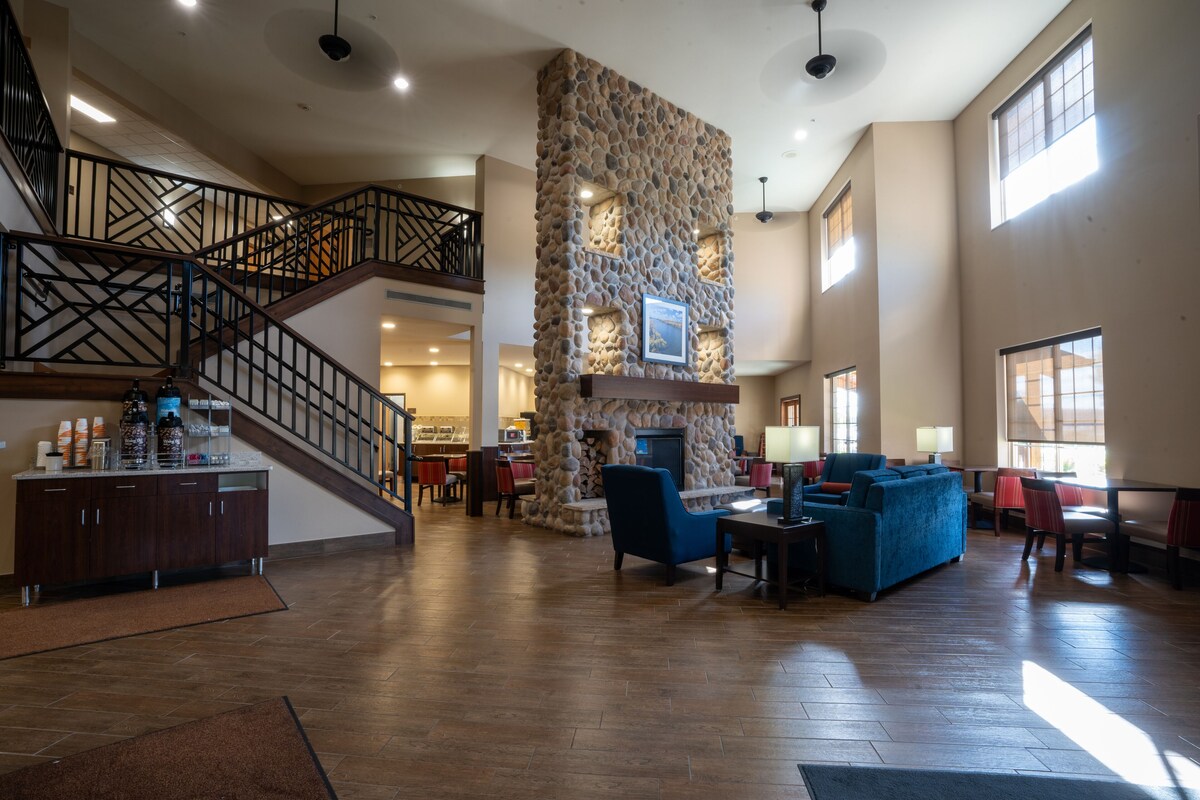 Rapid River Lodge Reviews, Deals & Photos 2026 - Expedia