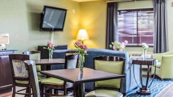 Pequeno-almoço completo diário incluído