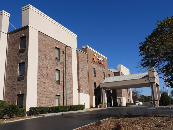 Comfort Suites Crossville - Crossville, TN