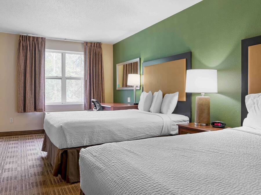 Estúdio Deluxe, várias camas, não fumadores | Camas de colchão pillowtop, secretária, ferro/tábua de engomar