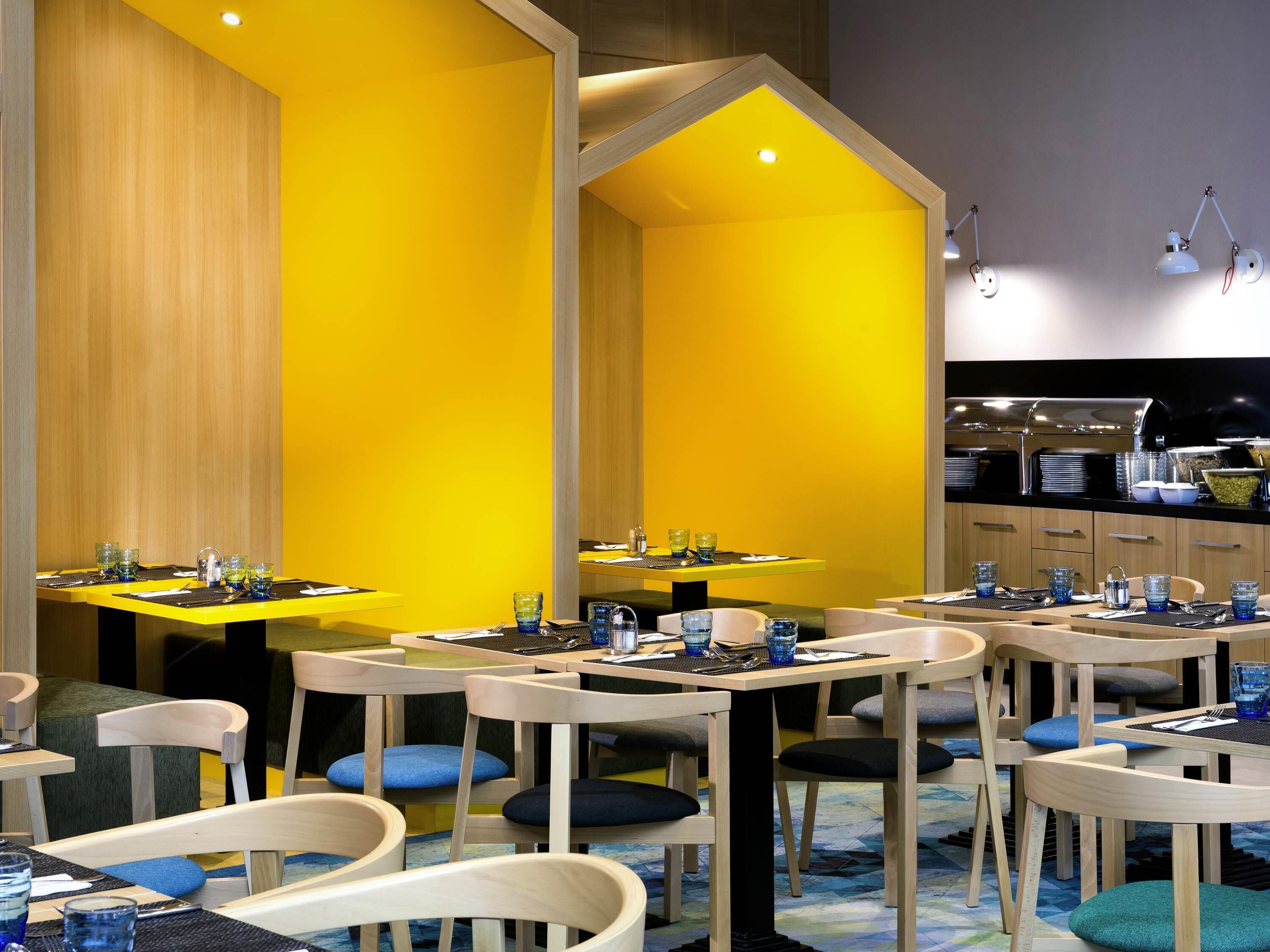 Pequeno-almoço tipo buffet diário (3000 HUF por pessoa) 