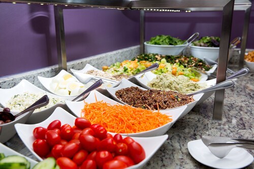 Kellogg Conference Hotel at Gallaudet University Reviews, Deals ...