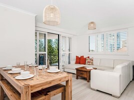 Quarto, 3 quartos (Ocean) | Cofres nos quartos, quartos à prova de som