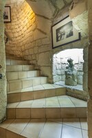 Café da manhã com buffet todos os dias (EUR 12 por pessoa) 