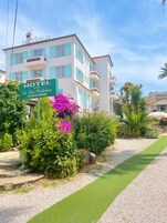 Fachada da propriedade