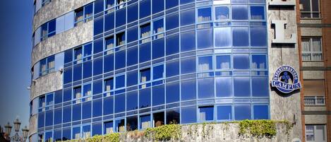 Fachada da propriedade