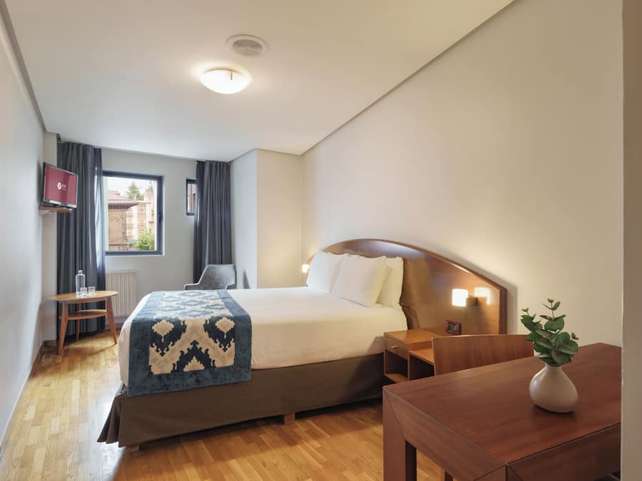 Quarto Duplo | Roupa de alta qualidade, edredões de penas, minibar, cofre no quarto