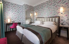 Quarto Twin Superior | Secretária, quartos insonorizados, ferro/tábua de engomar, Wi-fi grátis 