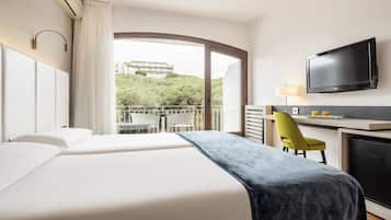 Quarto Duplo | 1 quarto, minibar, cofre no quarto, secretária