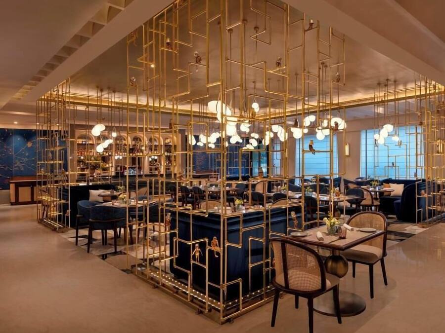 2 restaurantes: opção de café da manhã, almoço e jantar