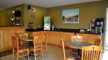 Pequeno-almoço continental incluído