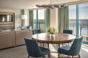 Suite (St Johns) | Roupa de alta qualidade, cofre no quarto, secretária 