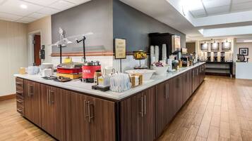 Pequeno-almoço takeaway diário incluído