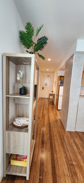 Apartamento Deluxe, 2 quartos | 1 quarto, roupa de alta qualidade, ferro/tábua de engomar 