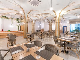 Almoço e jantar, culinária internacional