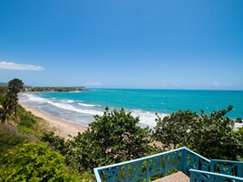 Quarto luxo, 1 cama King, de frente para o oceano | Vista do quarto