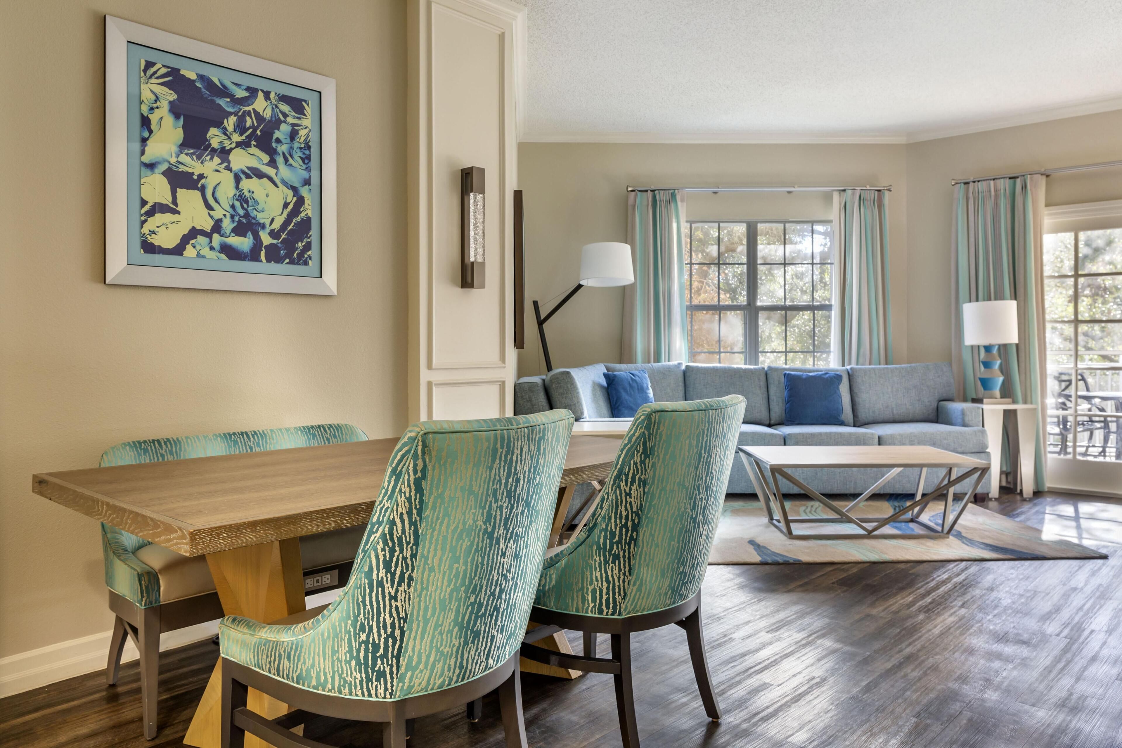 TV de tela plana 50 polegadas com canais a cabo, TV, dock para iPod