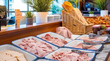 Pequeno-almoço tipo buffet diário mediante uma taxa