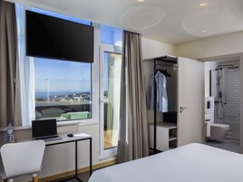 1 quarto, roupas de cama premium, edredons de pluma, cofres nos quartos