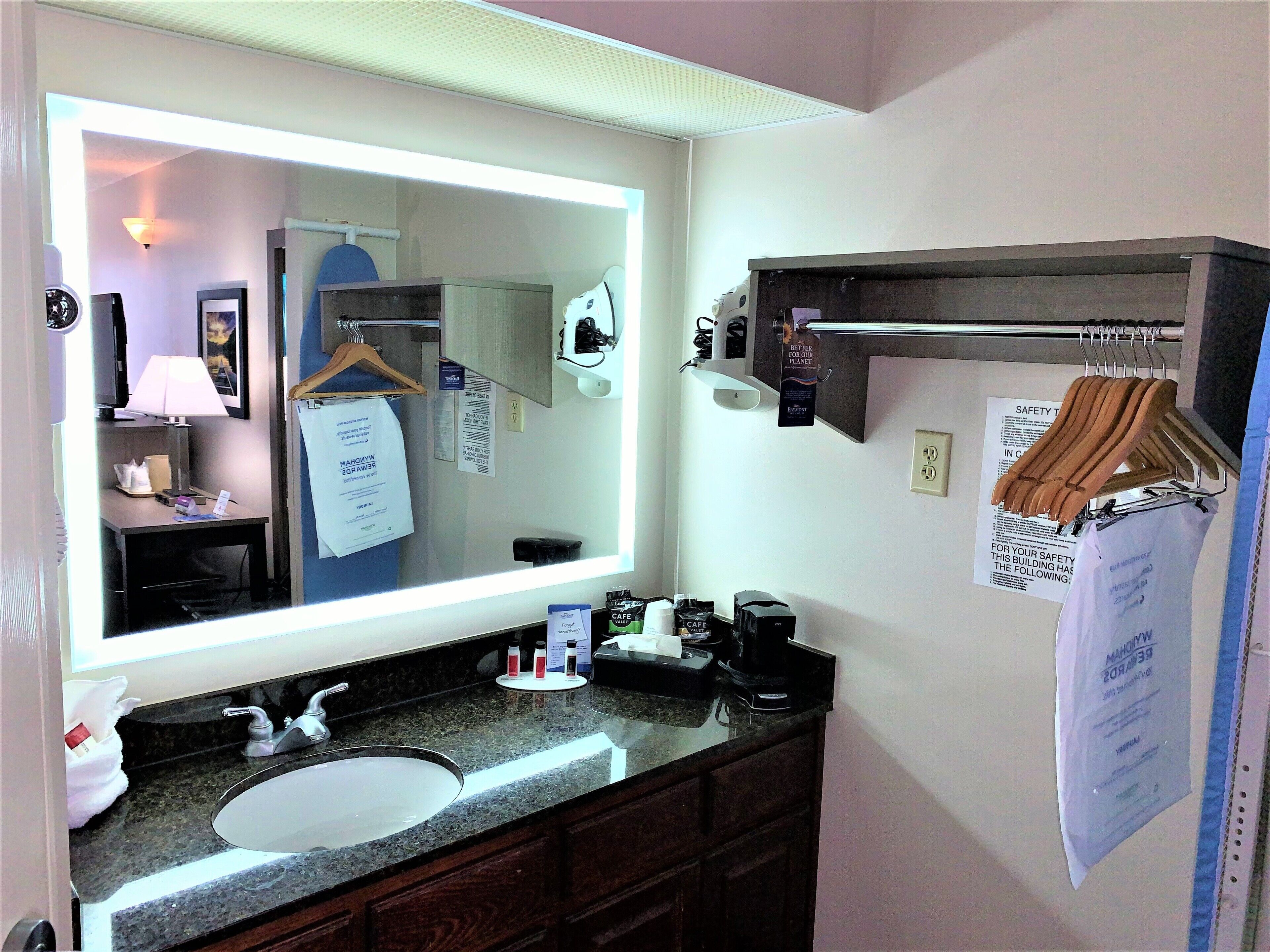 Uma banheira, uma banheira de imersão total 