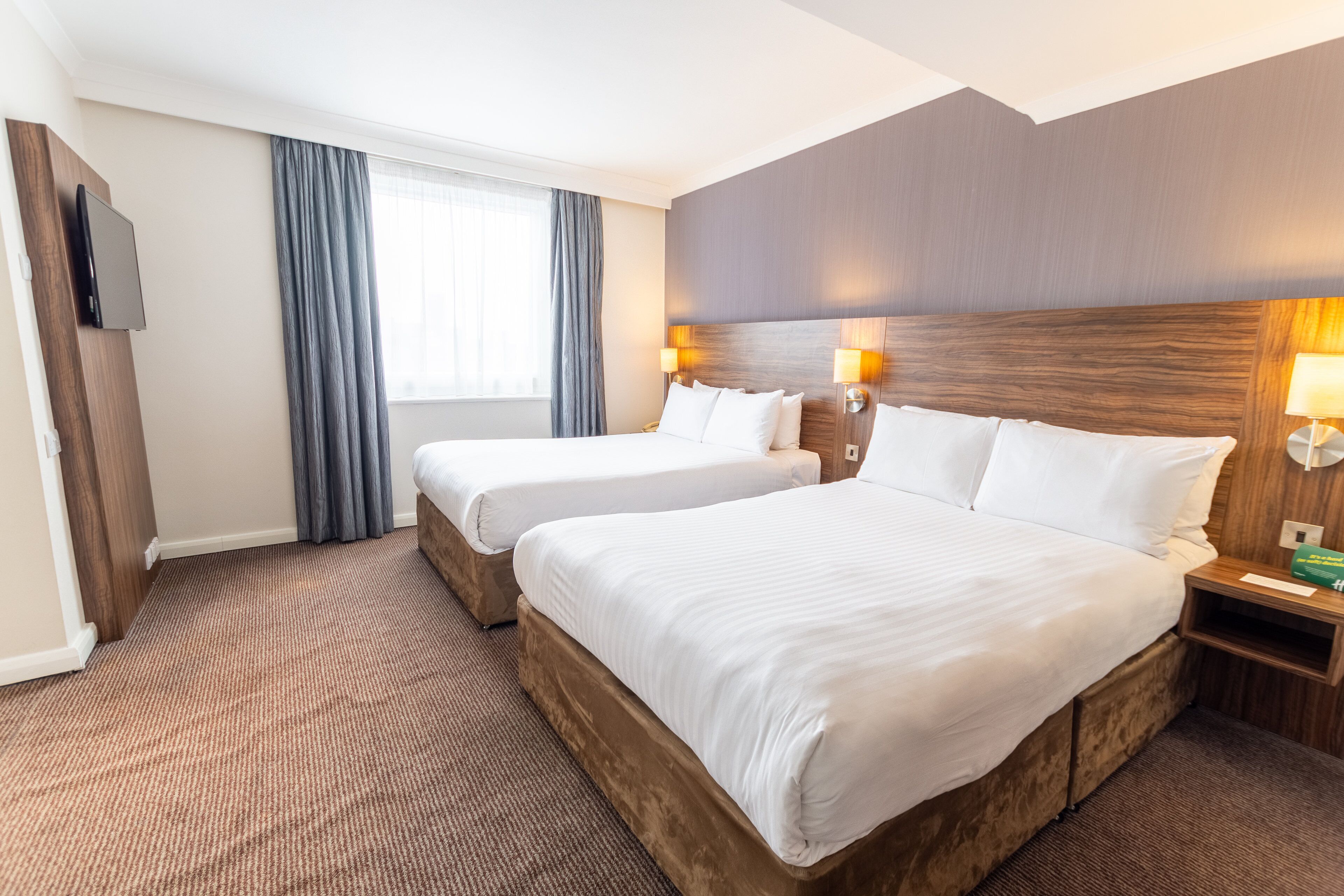 Holiday Inn Liverpool City Centre, an IHG Hotel Reviews, Deals & Photos ...