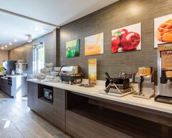 Café da manhã continental grátis todos os dias