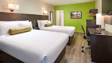 Escrivaninha, espaço de trabalho para notebook, cortinas blackout