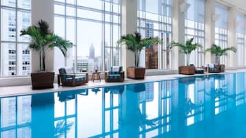 Piscina interior