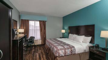 Roupas de cama premium, ferros/tábuas de passar roupa, berços grátis