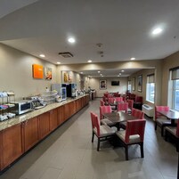 Pequeno-almoço continental diário incluído 