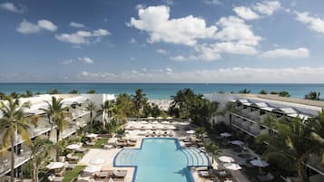 Piscina exterior, toldos (sobretaxa), guarda-sóis