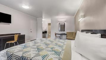 Escrivaninha, Wi-Fi de cortesia, roupa de cama