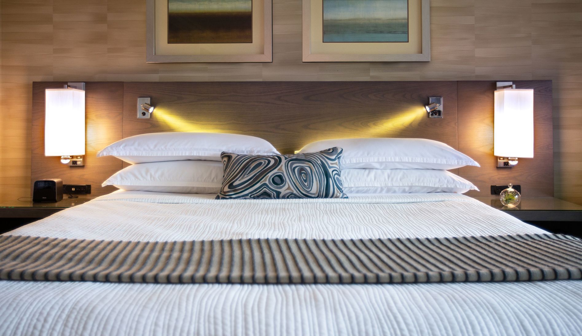 Roupas de cama premium, camas com colchões pillow-top
