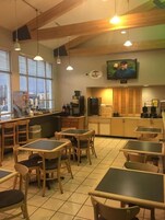 Café da manhã continental grátis todos os dias