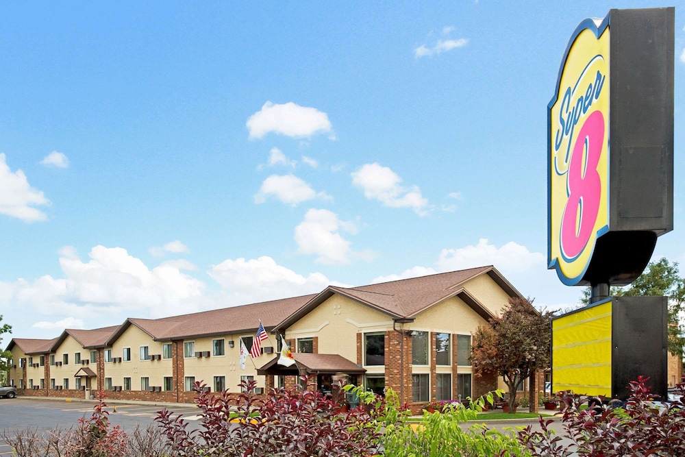 Super 8 By Wyndham Longmont/twin Peaks - Colorado