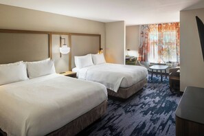 Suite, 2 camas queen-size | Roupa de alta qualidade, secretária 