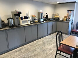 Pequeno-almoço takeaway diário incluído 