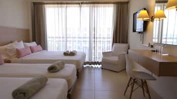 Standard Family Room | 1 quarto, roupa hipoalergénica, minibar, cofre no quarto