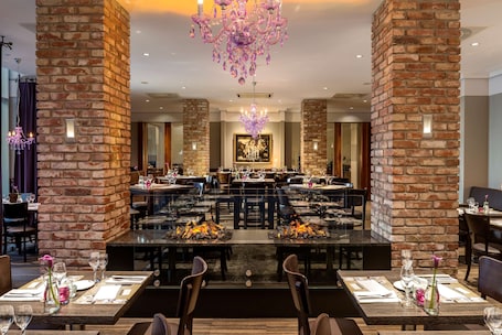 Restaurante. Dorint Kongresshotel Düsseldorf/Neuss